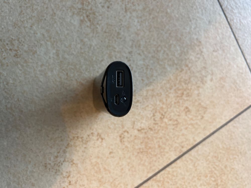 Powerbank 400mAh rainbow primark gebraucht (Gebraucht) in Luterbach für ...