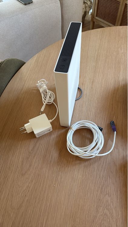 White Wifi Router Internet Box 3 Swisscom (Gebraucht) in Biel/Bienne ...