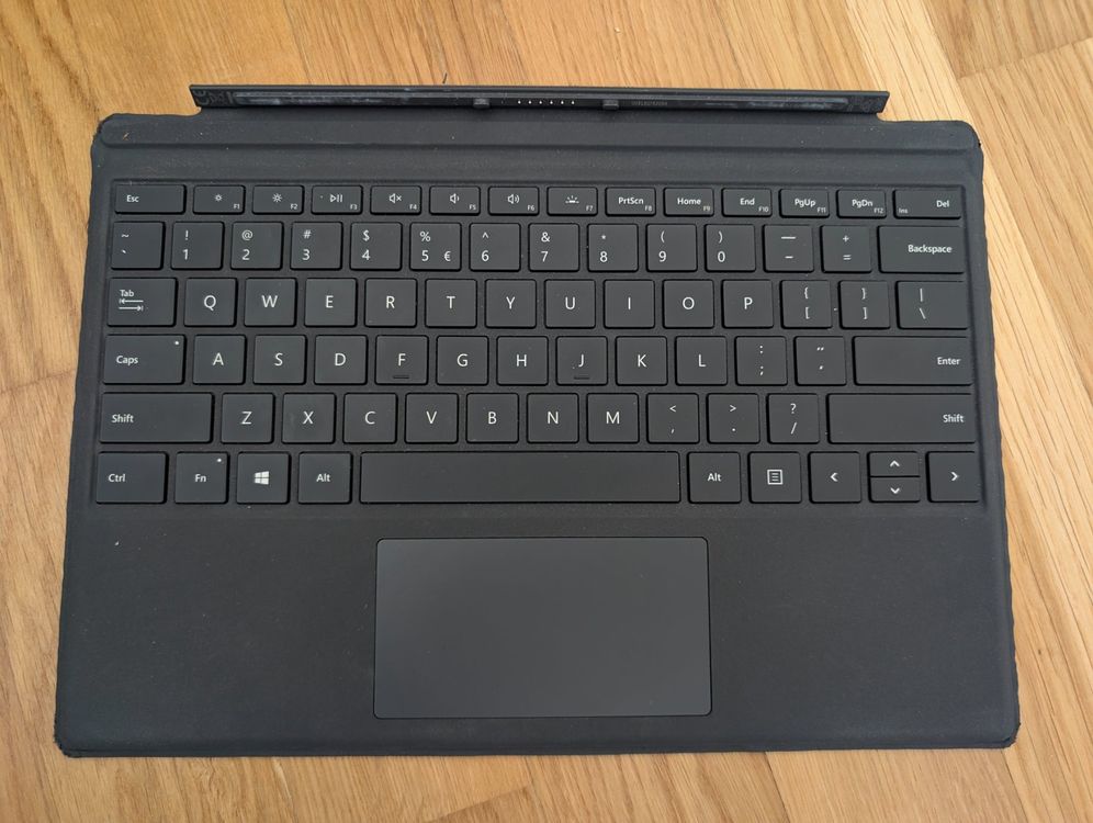 Microsoft Surface Pro Type Cover 2017 QWERTY US Int (Gebraucht) in ...