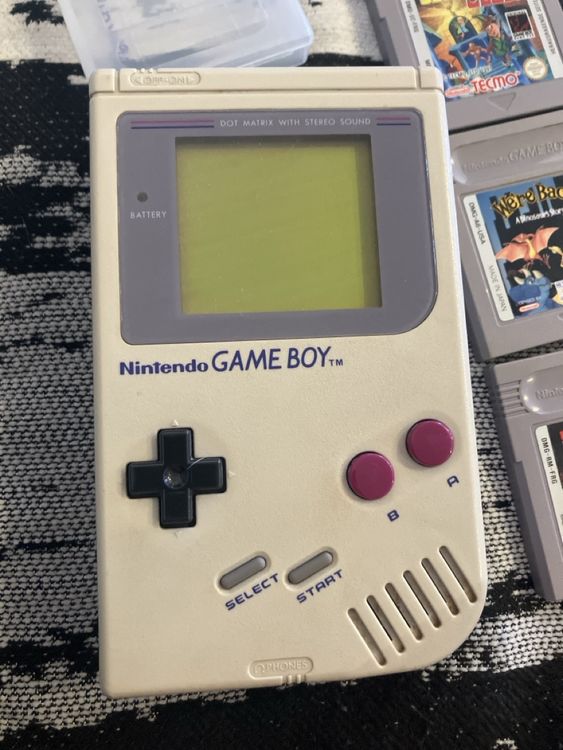 Game Boy originale (DMG-01) et 12 jeux (Gebraucht) in Les Brenets für ...