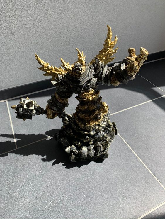 World of Warcraft Ragnaros Statue (Gebraucht) in Winterthur für CHF 66 ...