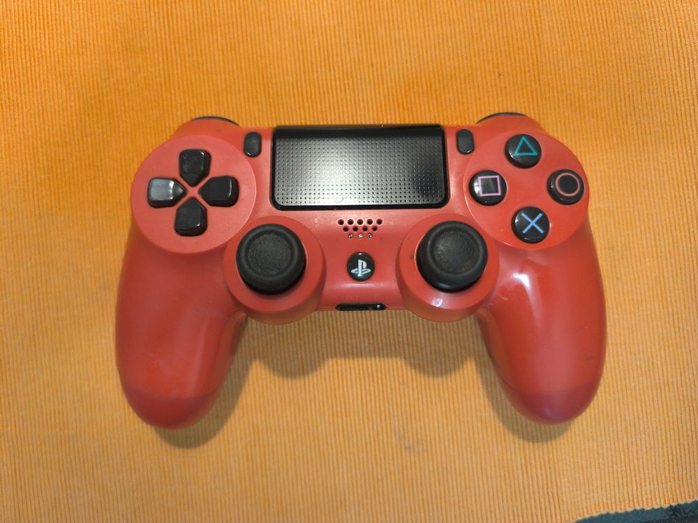 Original Sony PS4 Dualshock Controller - Rot guter Zustand! (Gebraucht ...