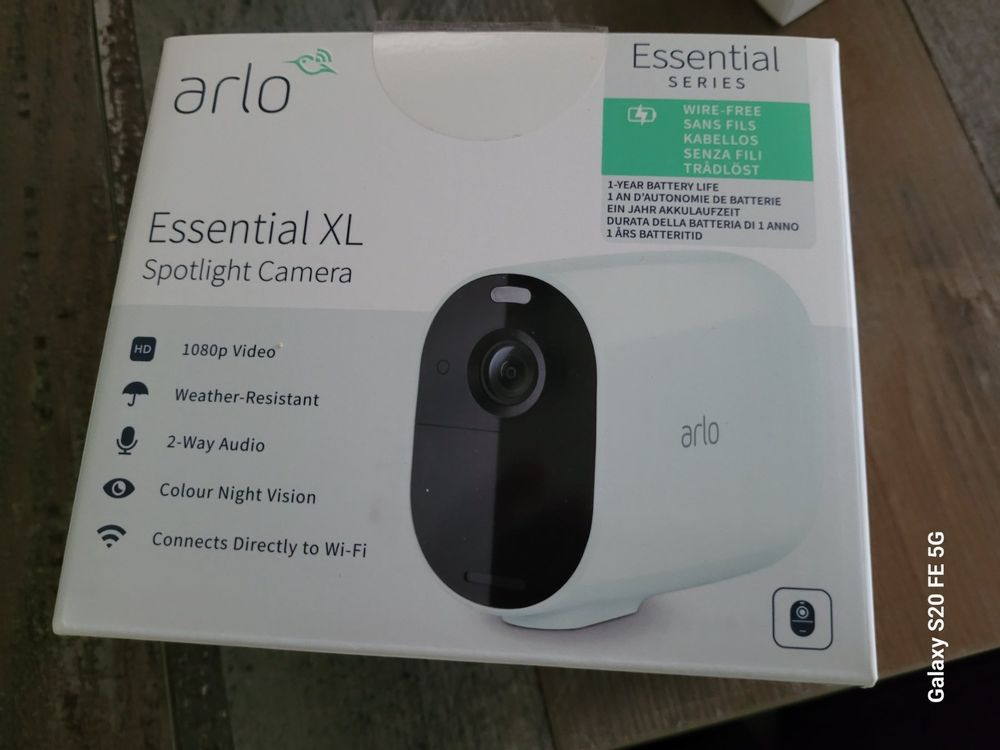 Arlo Essential XL Spotlight Camara (Neu und originalverpackt) in Kappel ...