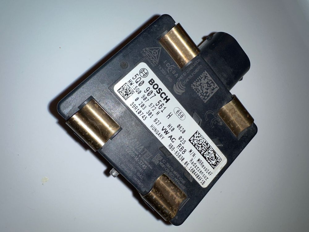 Radar sensor BOSCH 5Q0907561H pour VW Audi Seat | Kaufen auf Ricardo