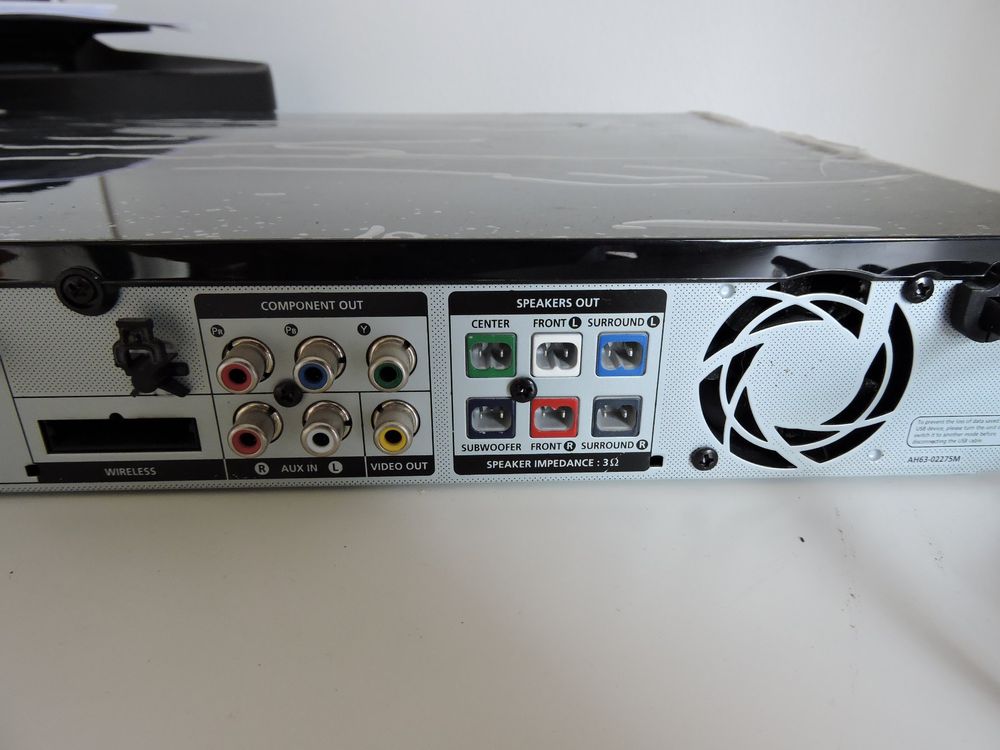 Samsung HT-D5500 3D Blue Ray Player mit 5.1 Lautsprecher (Gebraucht) in ...