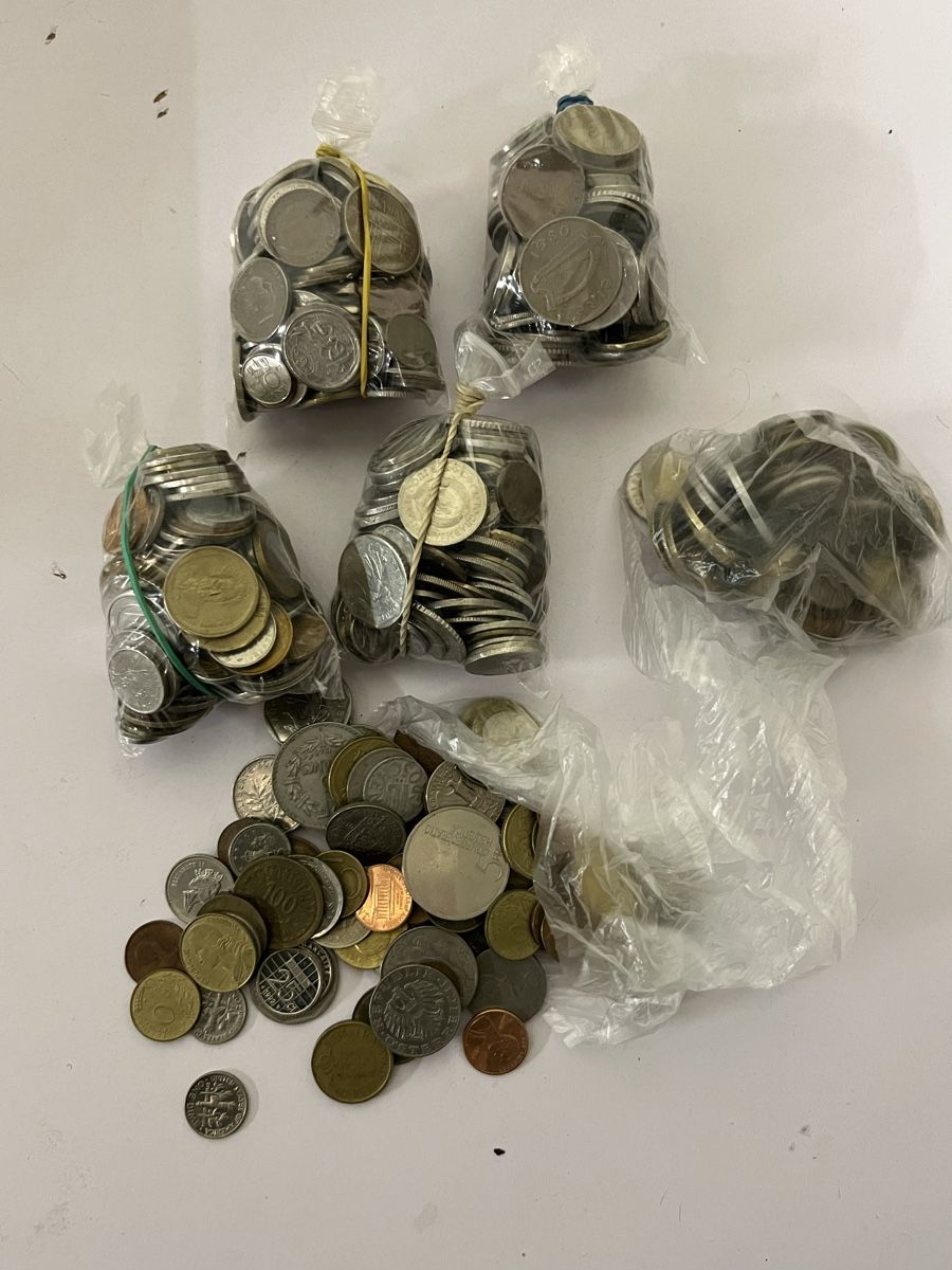 Münzsammlung aus aller Welt, verschiedene Münzen (nik110) (Gebraucht ...