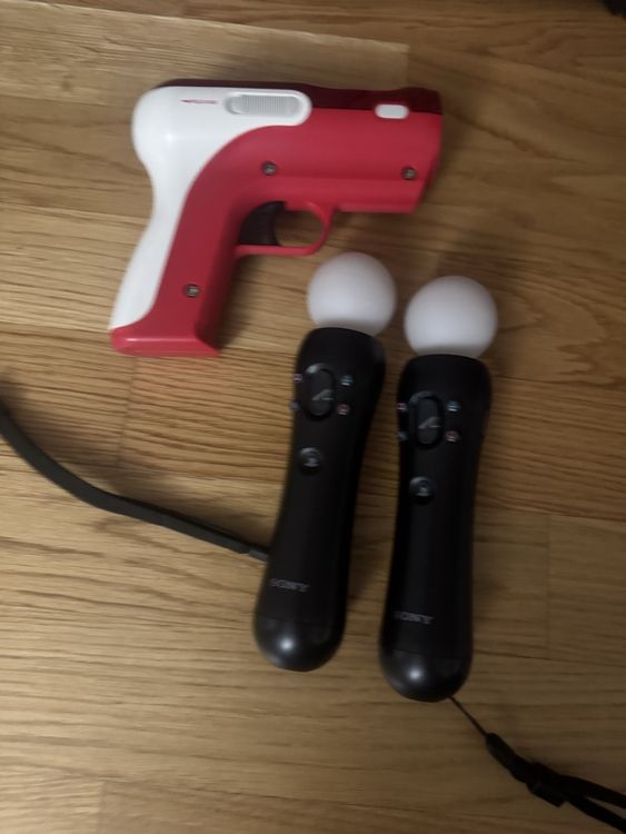 Ps3 2 motion controler with gun (Gebraucht) in Ostermundigen für CHF 55 ...