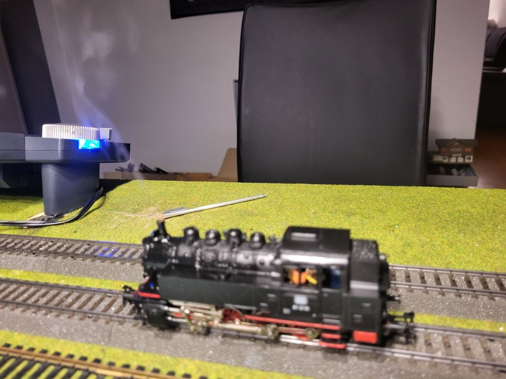 Märklin Dampflok BR81010 ESU MFX V5 AC Digital mit Rauch (Gebraucht) in ...
