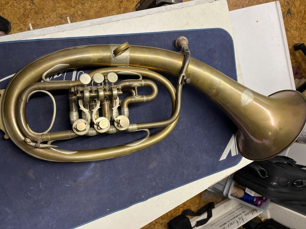 Es Horn Hirsbrunner Aarau (Gebraucht) in Burgdorf für CHF 200 – mit ...