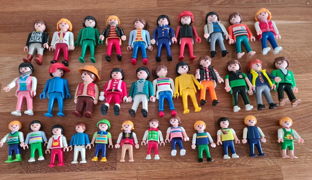 33 Stk Playmobil Männchen Frauen Kinder (Gebraucht) in Embrach für CHF 33 – mit Lieferung auf ...