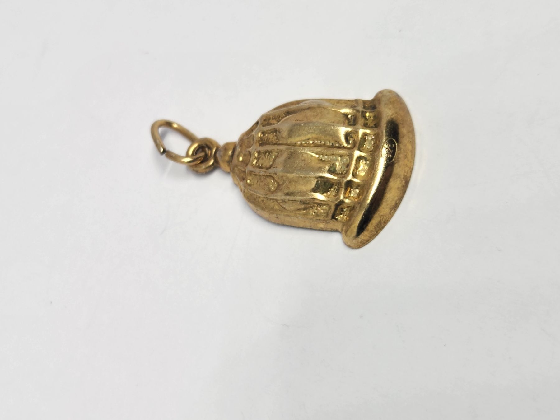 Goldener Anhanger Fur Kette