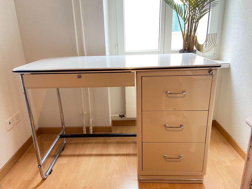 Vintage Metall Schreibtisch / Pult | Kaufen auf Ricardo