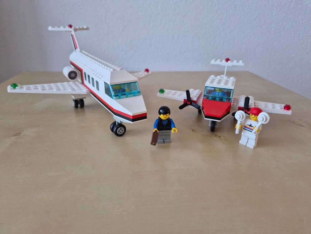 Legoland 6368 Jet Airliner & 6687 Turbo Prop (Gebraucht) in Gossau ZH ...