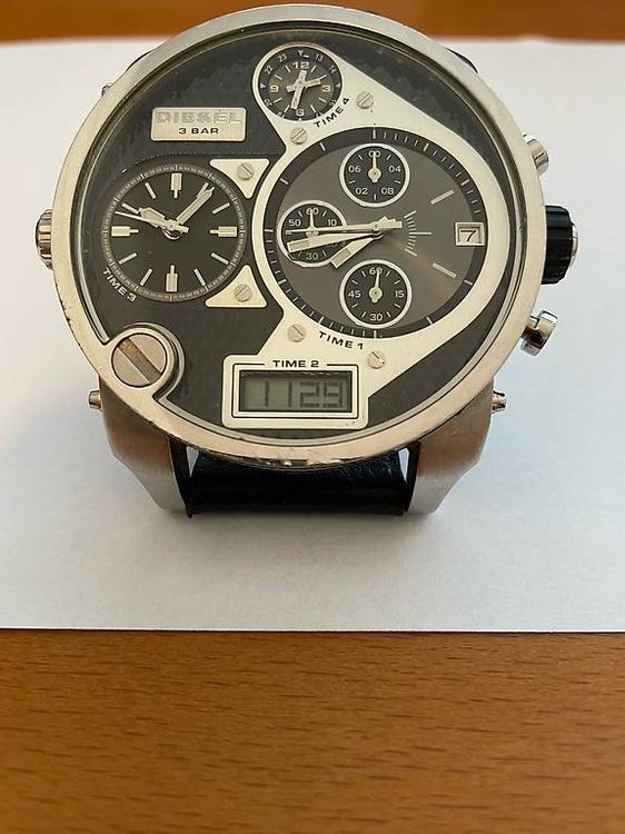 Diesel Mr.Daddy Chronograph Silver Black Watch DZ7125 (Gebraucht) in ...