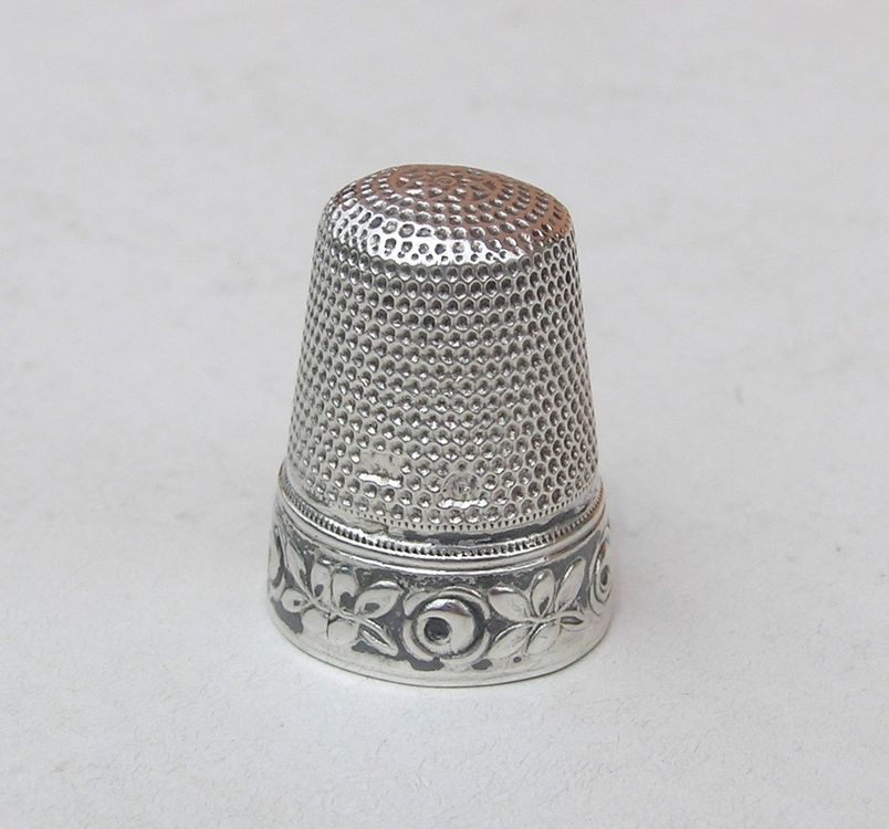 ALTER SILBER FINGERHUT (Gebraucht) in Grenchen für CHF 17 – mit ...