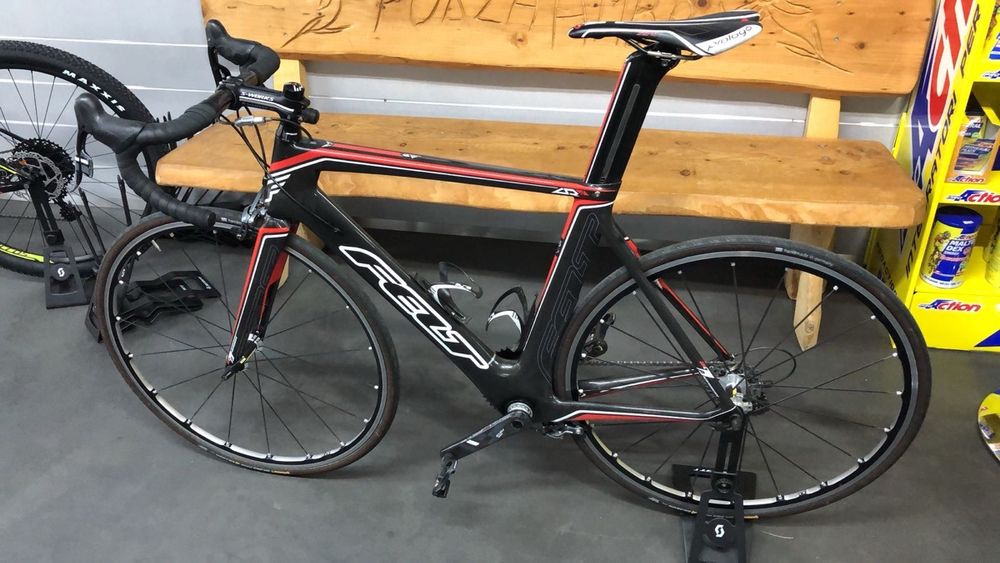 Rennvelo Felt (Gebraucht) in Zug für CHF 720 – nur Abholung auf Ricardo ...