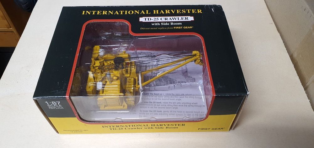 First Gear - Int. Harvester TD-25 Crawler with Side Boom H0 | Kaufen ...