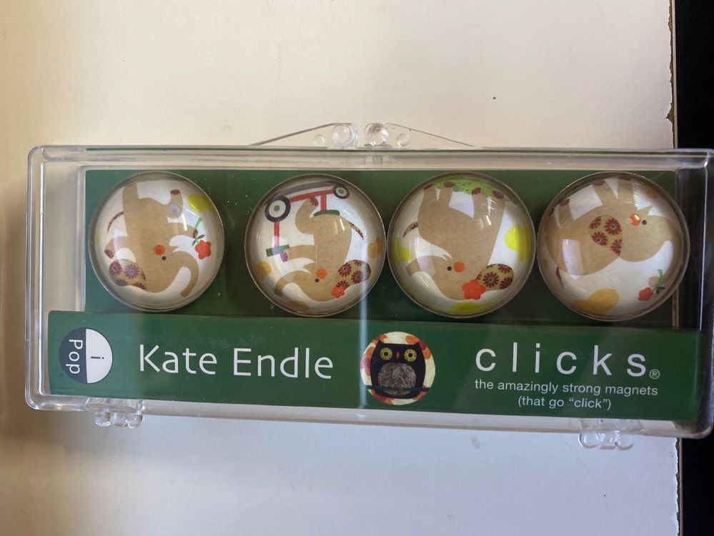 Magnets Kate Endle Clicks - Nouveaux - Collection! (Neuf avec emballage ...