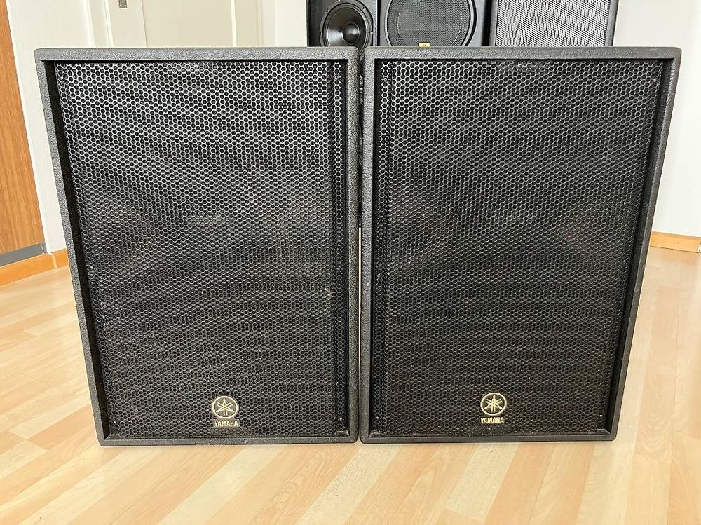 Yamaha C115V PA Anlage Lautsprecher Boxen (Gebraucht) in Basel für CHF ...