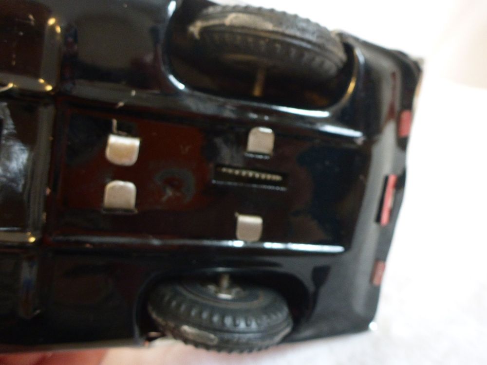 altes Blechauto rot (Gebraucht) in Zürich für CHF 25 – mit Lieferung ...