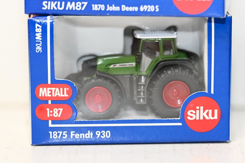 Traktoren + Bagger Siku HO 1:87 NEU (Neu und originalverpackt) in ...