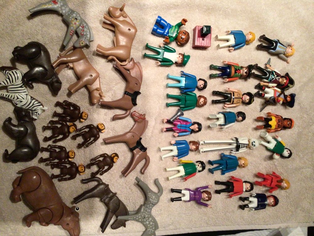Viele playmobil Tiere und Figuren (Gebraucht) in Zürich für CHF 12 – mit Lieferung auf Ricardo ...