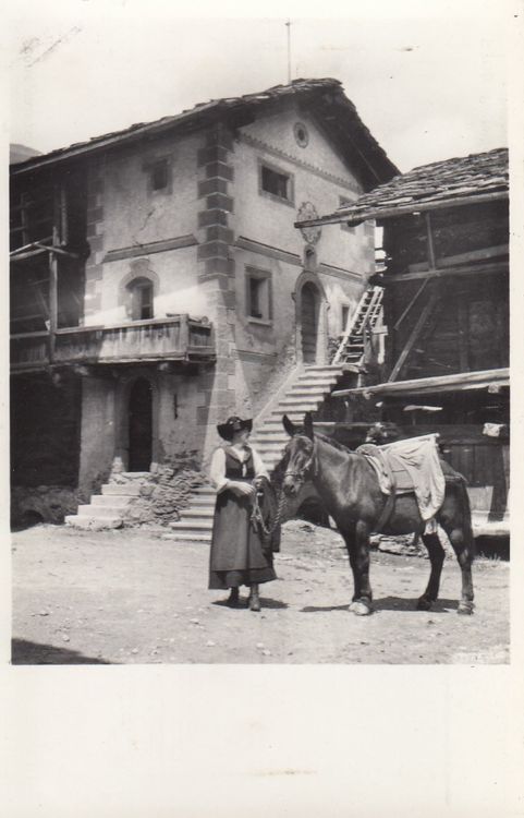 Les Haudères VS - Paysanne avec mulet | Kaufen auf Ricardo