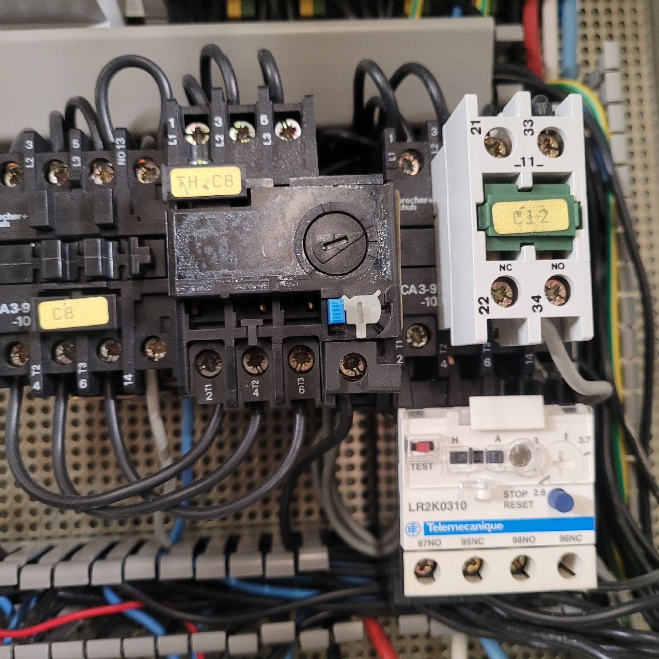 schaltschrank FI elektromaterial (Gebraucht) in Reichenburg für CHF 51 ...