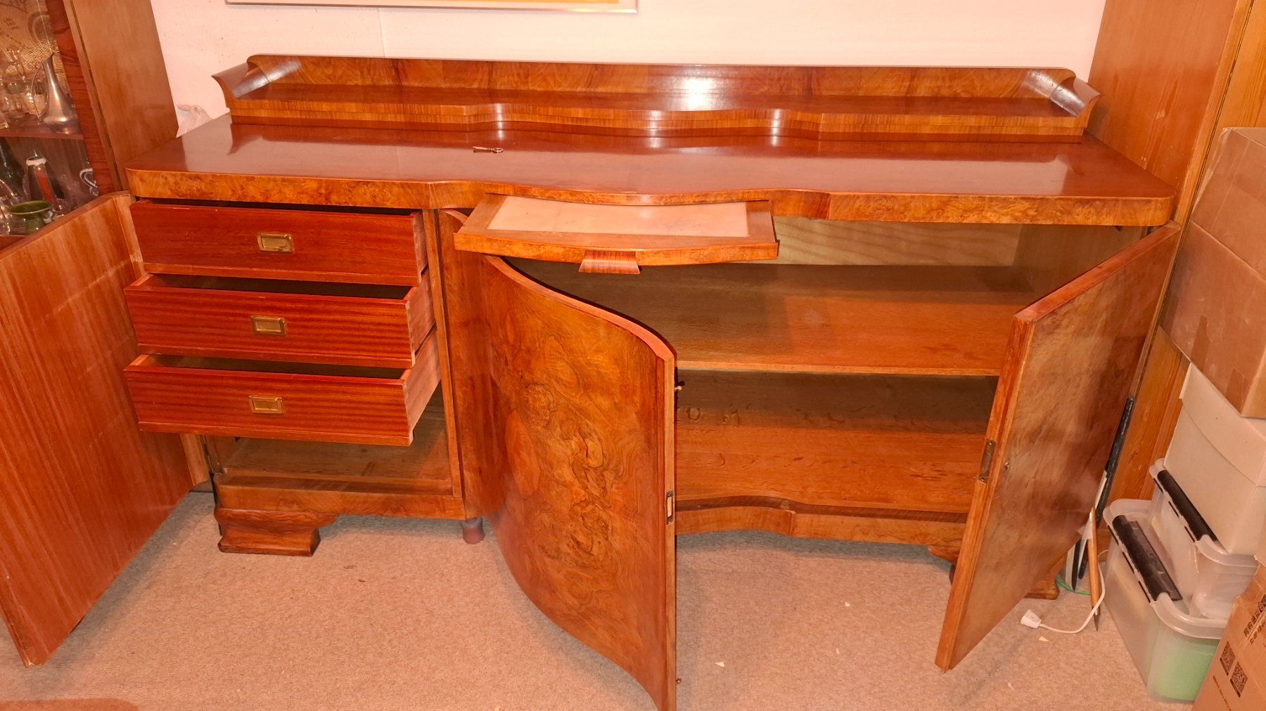 ⚠️ Antikes Büffetmöbel, Nussbaum?, sehr guter Zustand! (Gebraucht) in ...