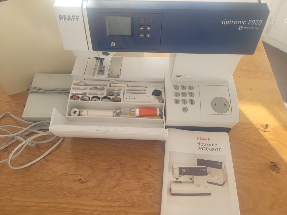 PFAFF triptronic 2020 (Gebraucht) in Steffisburg für CHF 59 – nur ...