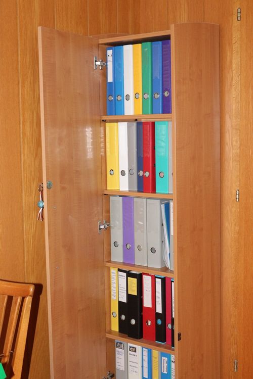 Schrank für Ordner, abschliessbar (Gebraucht) in Rüti ZH für CHF 51 ...