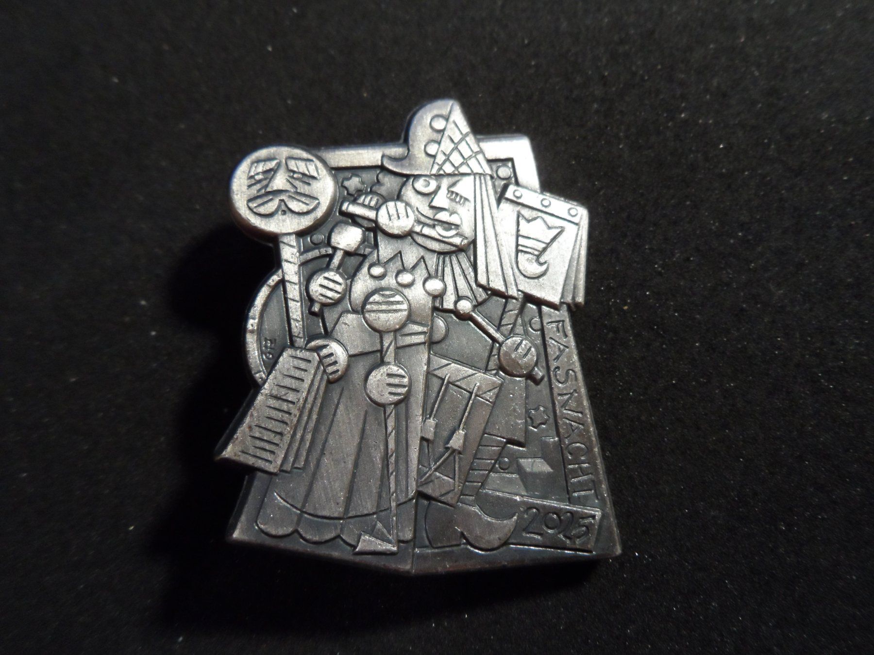 Basler Fasnachts Blaggedde silber 2025 *** (Neu (gemäss Beschreibung)) in Therwil für CHF 1 ...