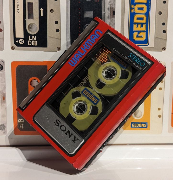 Sony WM-32 Walkman rot revidiert TOP '80er vintage (Gebraucht) in ...