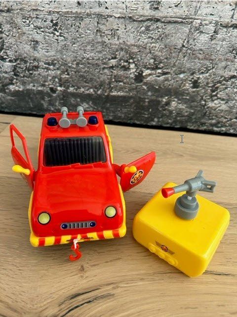 Feuerwehrauto Einsatz Rettung Fahrzeug Feuerwehrmann Sam (Gebraucht) in ...