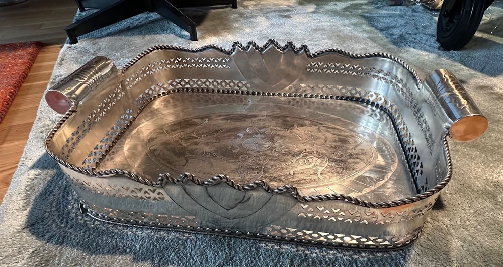 2 (zwei) Dekorative Tablets aus poliertem Nickel, Art Déco (Gebraucht ...