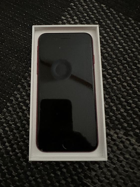 iPhone SE 2020 (PRODUCT)RED, defekt, mit Box (Gebraucht) in ...