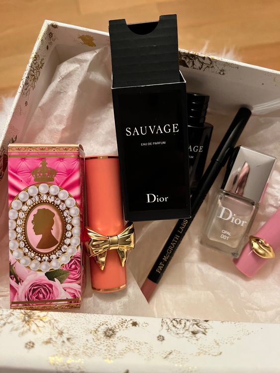 DIOR Beauty Box 2021 ab 1.- Fr. Gesamtwert über Fr. 150.- (Neu und ...