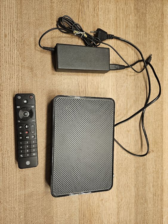 UPC TV Box DCX960 mit Fernbedienung und Zubehör (Gebraucht) in Uzwil ...