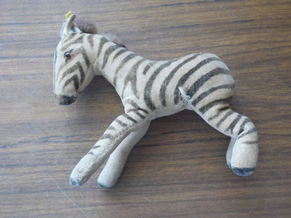 Steiff Zebra antik (Gebraucht) in Mörschwil für CHF 30 – mit Lieferung ...