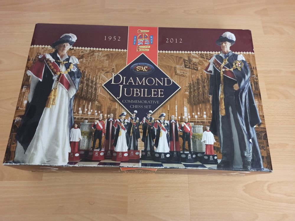 Queen Elizabeth Diamond Jubilee Chess Set (Schachfiguren) (Neu (gemäss ...