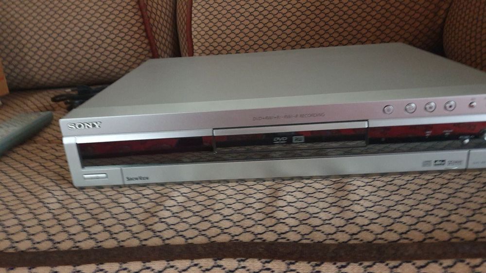 Sony DVD-Rekorder RDR-GX 300 (Gebraucht) in Kilchberg für CHF 1 – mit ...
