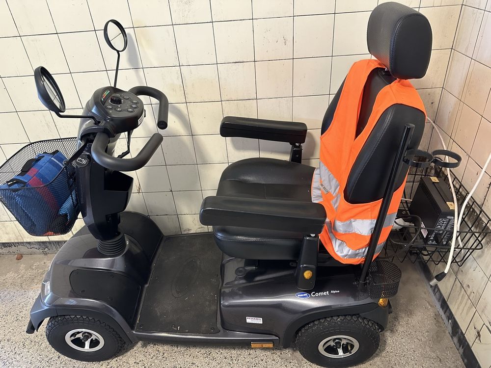 Senioren Elektrofahrzeug (Gebraucht) in Worben für CHF 1000 – nur Abholung auf Ricardo kaufen