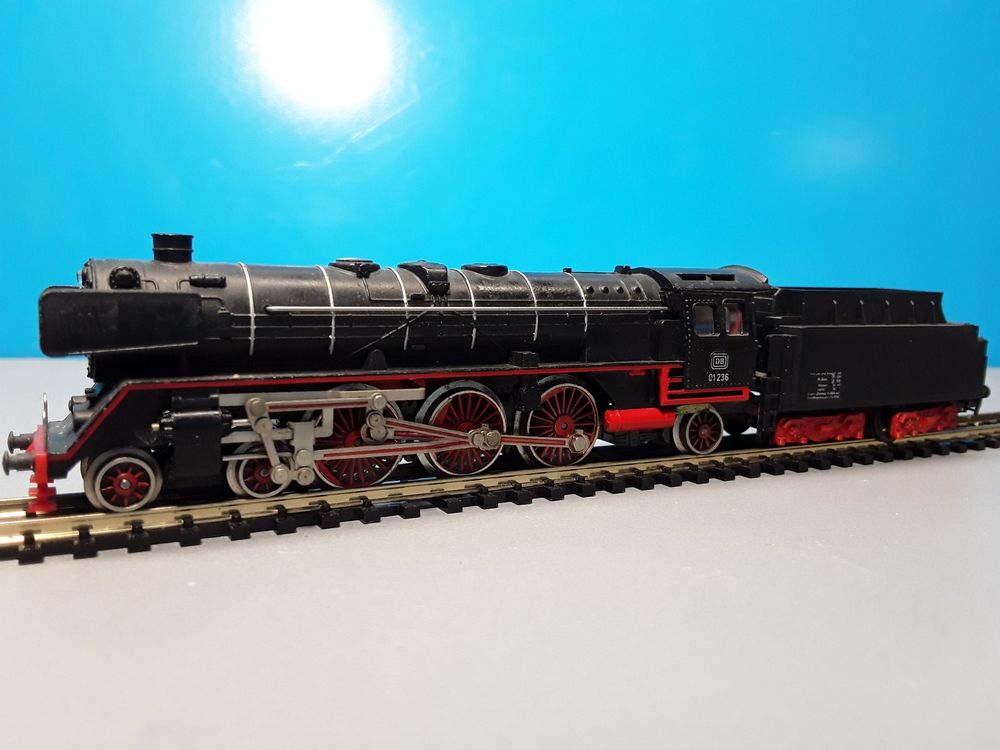 Minitrix 2900 _ Schlepptender Dampf Lokomotive BR _ Spur N (Defekt) in ...