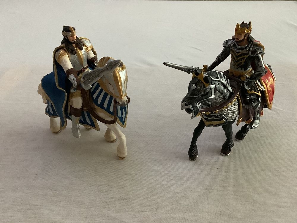 Schleich Ritter mit Pferd (Gebraucht) in Thun für CHF 10 – mit ...