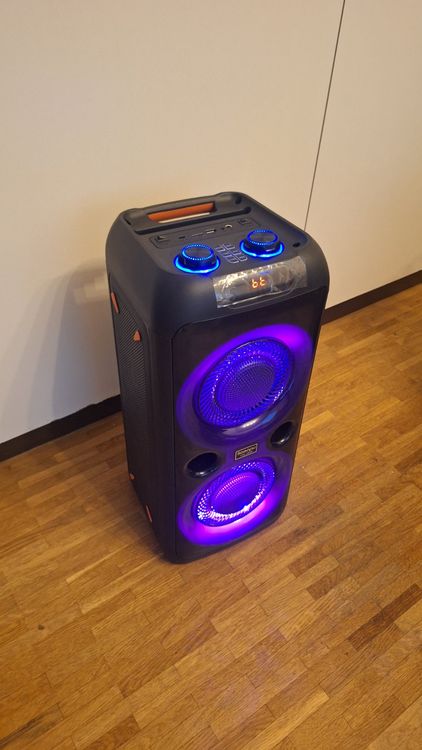 Bluetooth Lautsprecher mit Mikrofon (Gebraucht) in Biel/Bienne für CHF ...