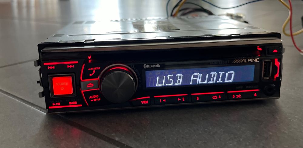 Alpine Autoradio der Extraklasse, CDE-133BT, CD, BT, AM/FM (Gebraucht ...