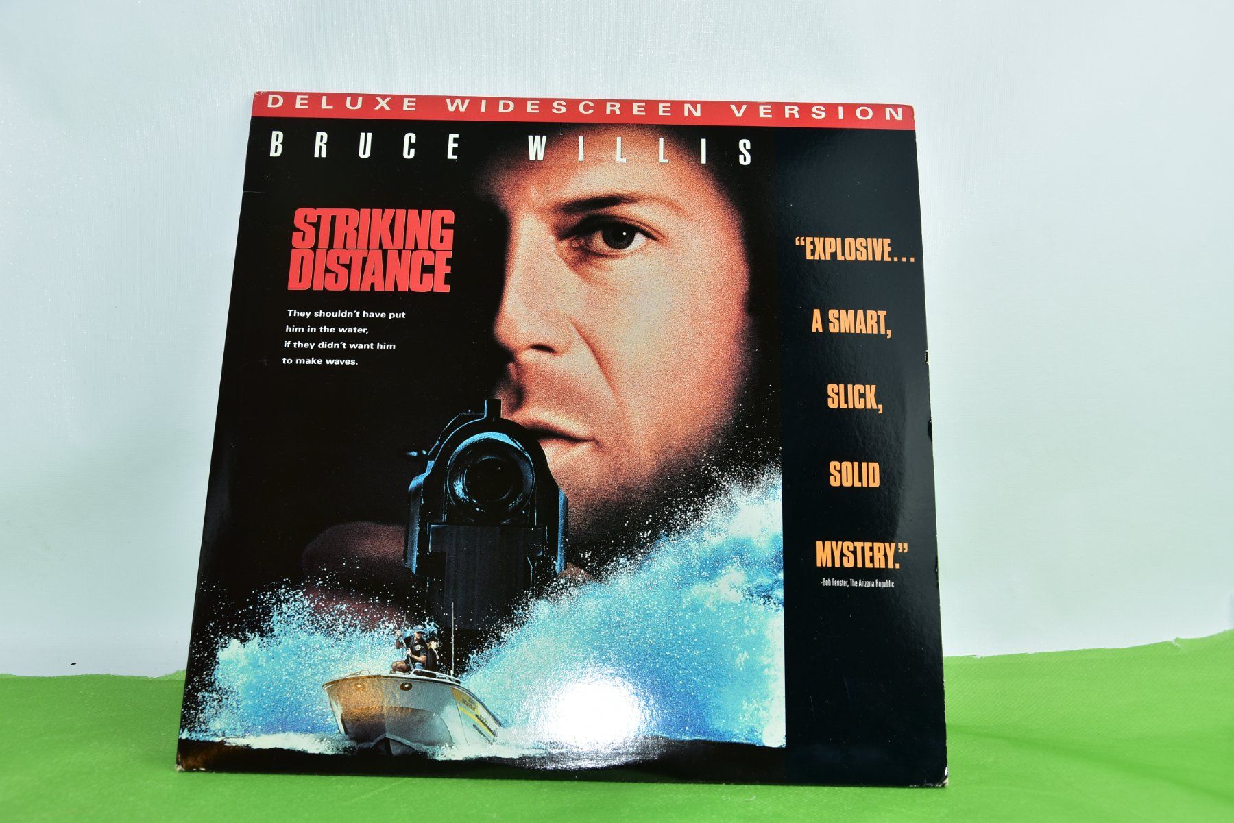 📀 BRUCE WILLIS - STRICKING DISDANCE LASERDISC GUTER ZUSTAND (Gebraucht ...