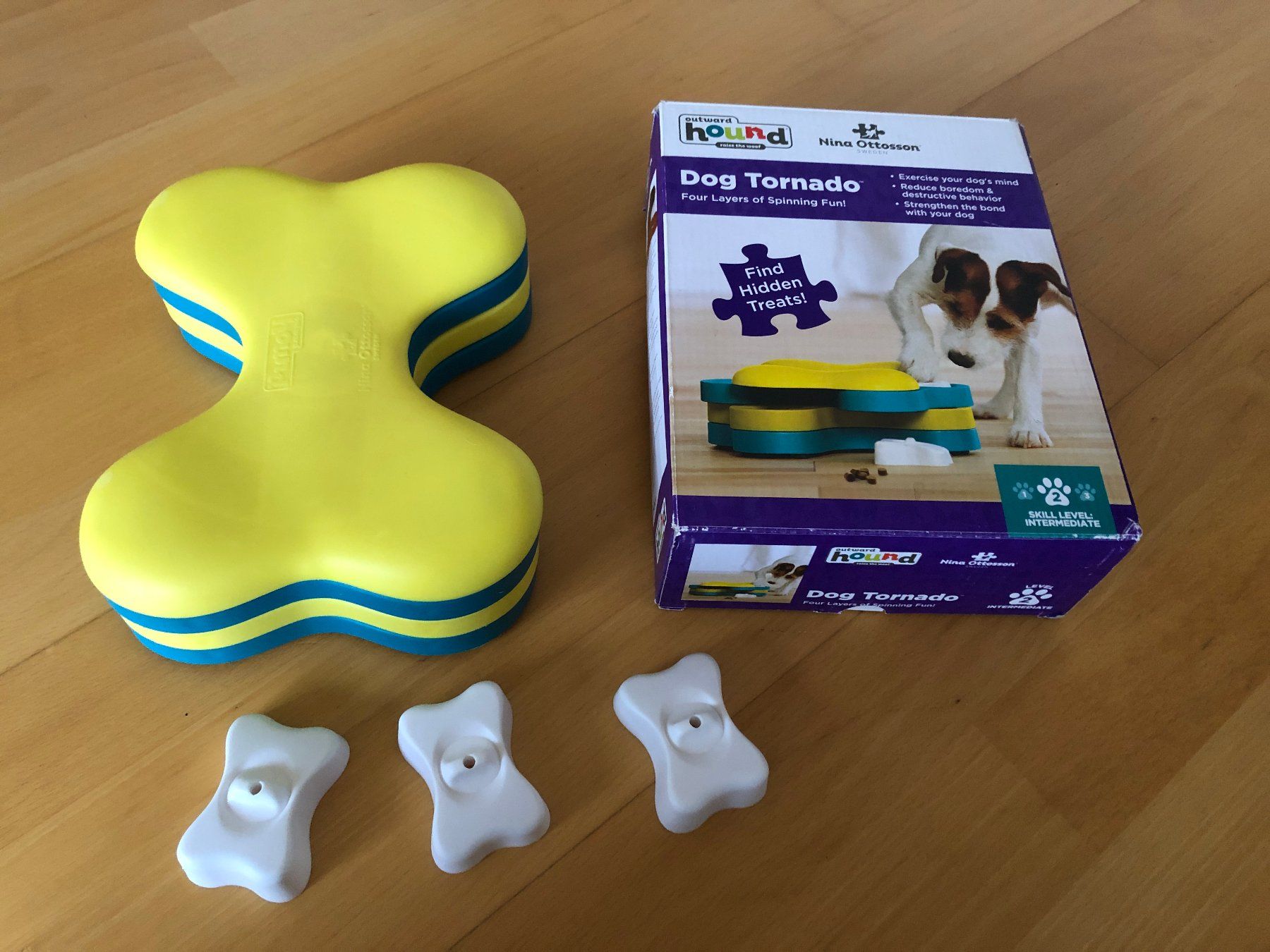 Hunde-Intelligenzspielzeug "Dog Tornado" Nina Ottosson (Gebraucht) in ...