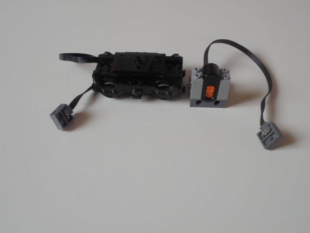 LEGO - EISENBAHN - MOTOR - MIT - EMPFÄNGER | Kaufen auf Ricardo