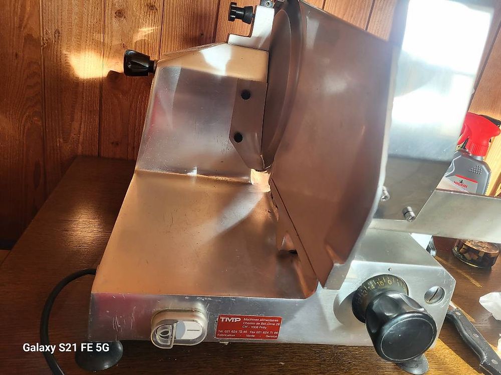 Aufschnitmaschine (Gebraucht) in Ettiswil für CHF 390 – nur Abholung ...